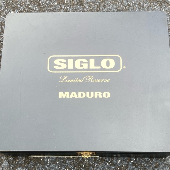Accents | Matte Black Cigar Box By Siglo Limited Reserve | Poshmark